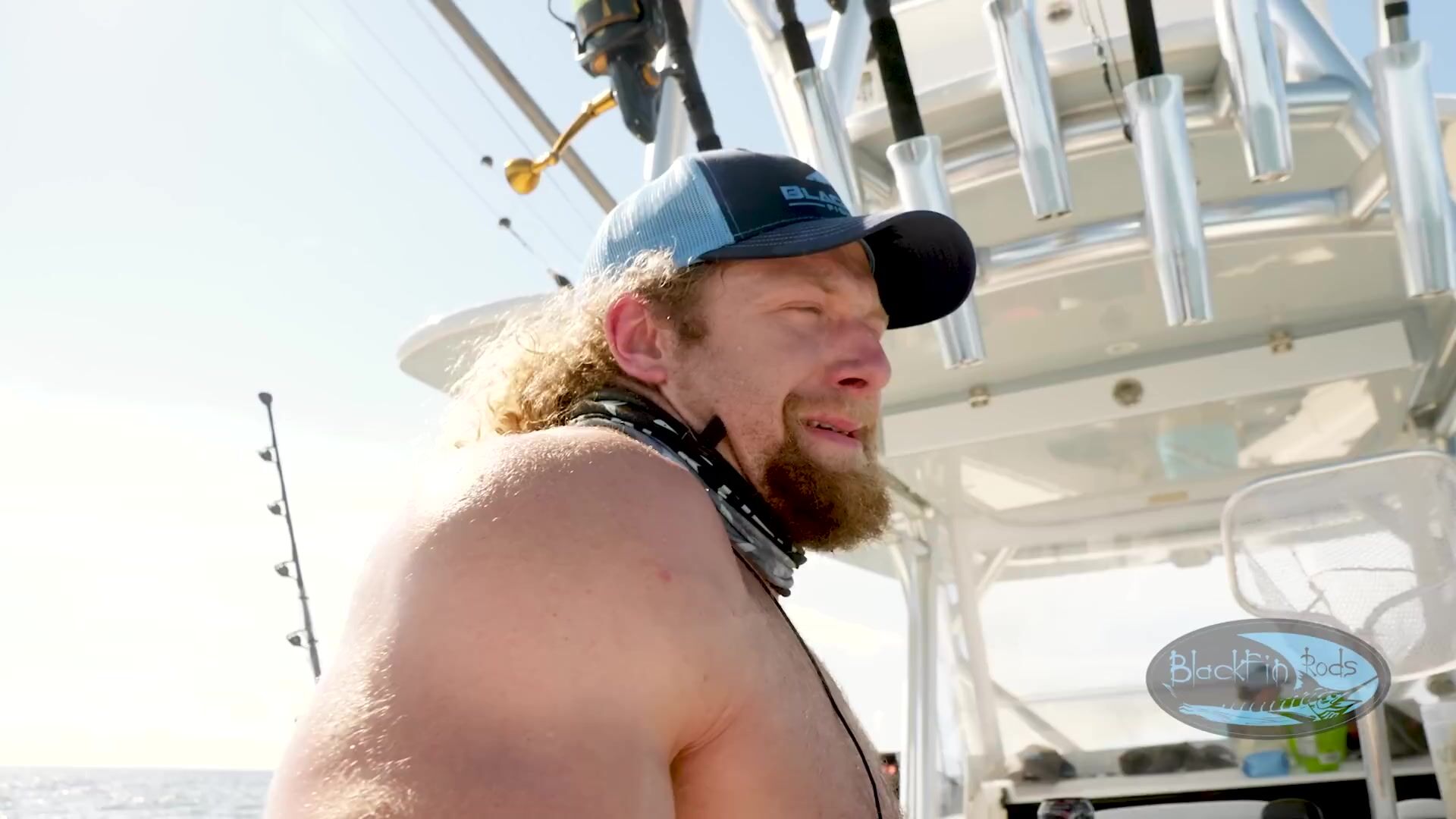 Strongest Men VS Strongest Fish