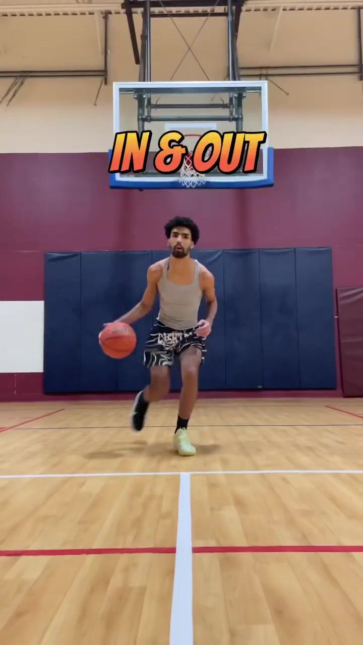 4 simple ball handling moves to keep defenders off balance