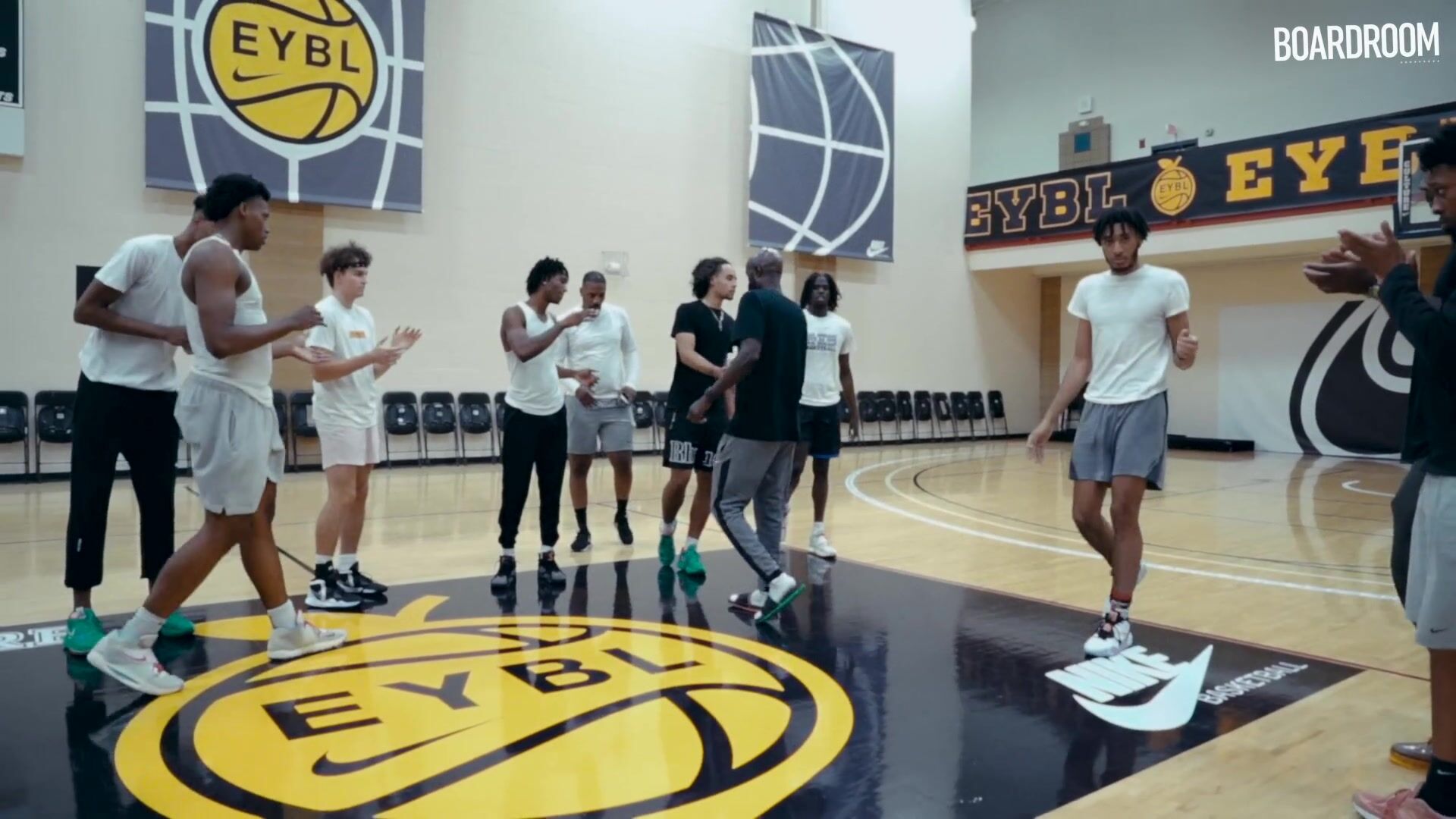 The Life of Elite High School Basketball Stars | Team Durant Nike EYBL ...