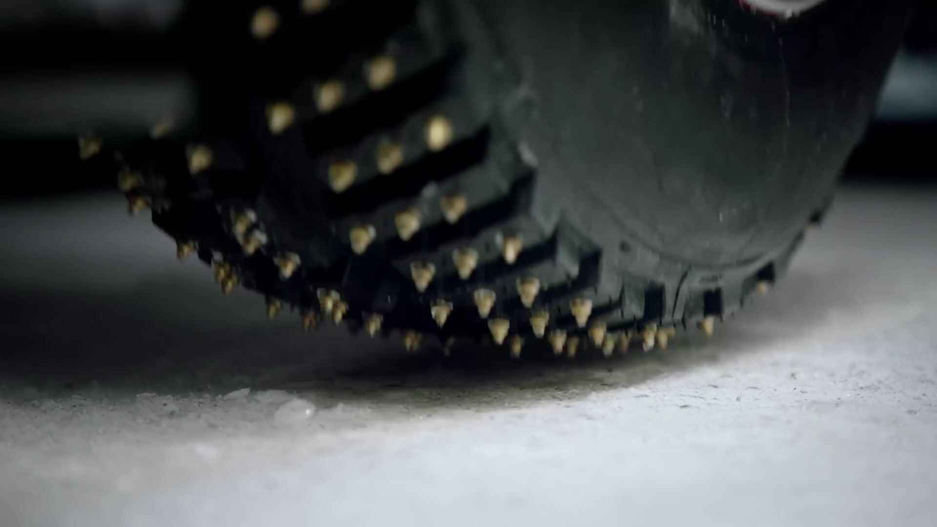 Max Verstappen’s Icy Pre-Season Fun: Driving An F1 Car On The GP Ice ...