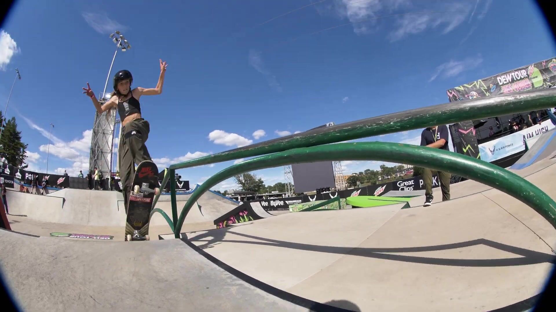 Setups: 12-Year-Old Chloe Covell Reveals Monarch Project Skateboard ...