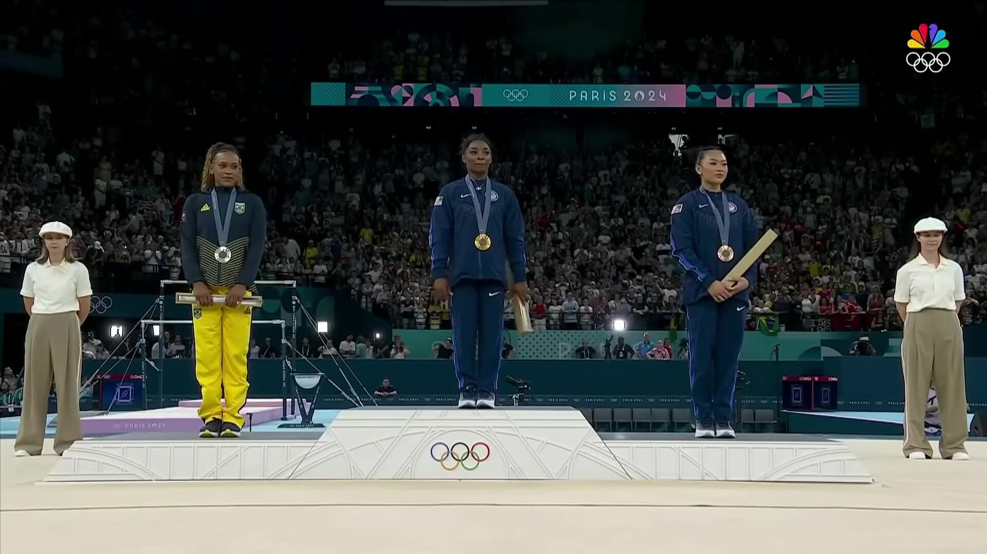 Simone Biles, Suni Lee soak in medal ceremony after all-around ...