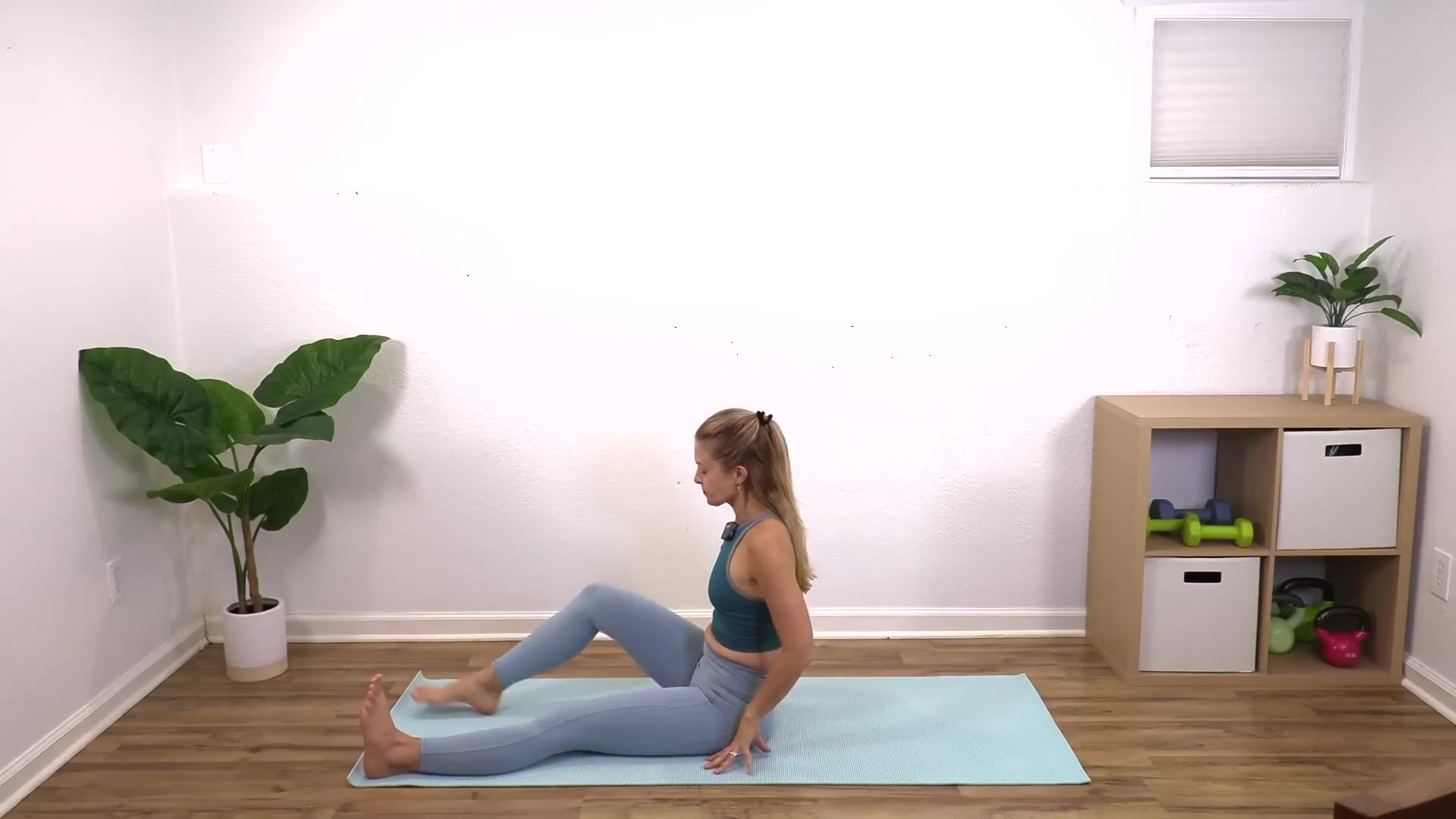 The Best 10 Minute Hamstring Stretches!